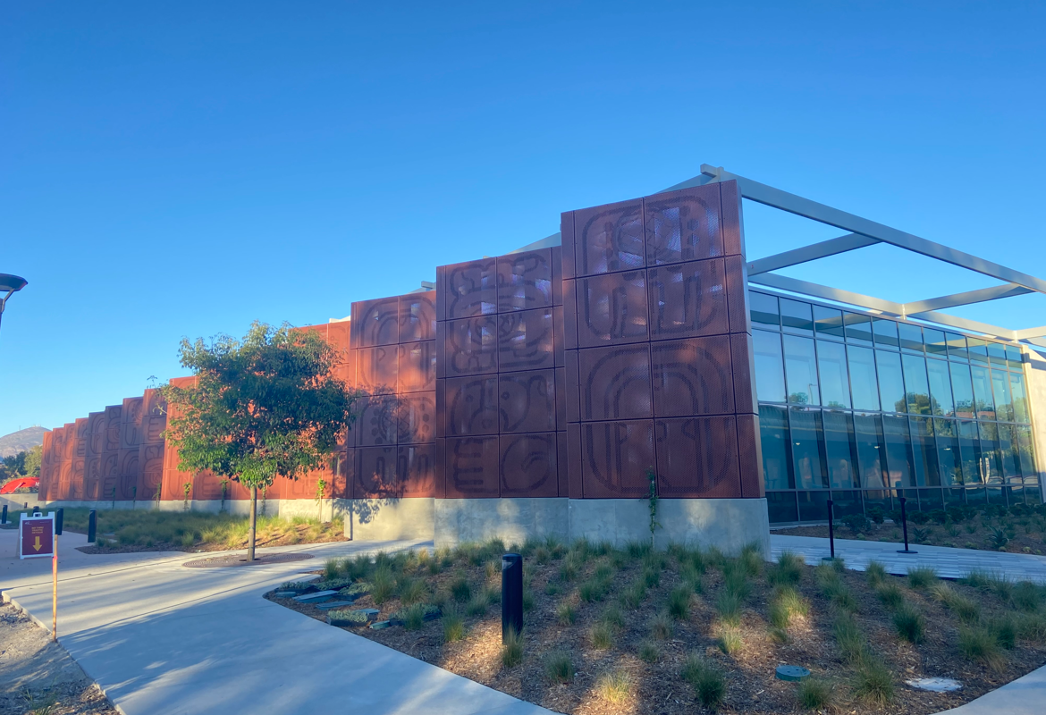Inauguran nuevo edificio de tecnología binacional en Southwestern ...