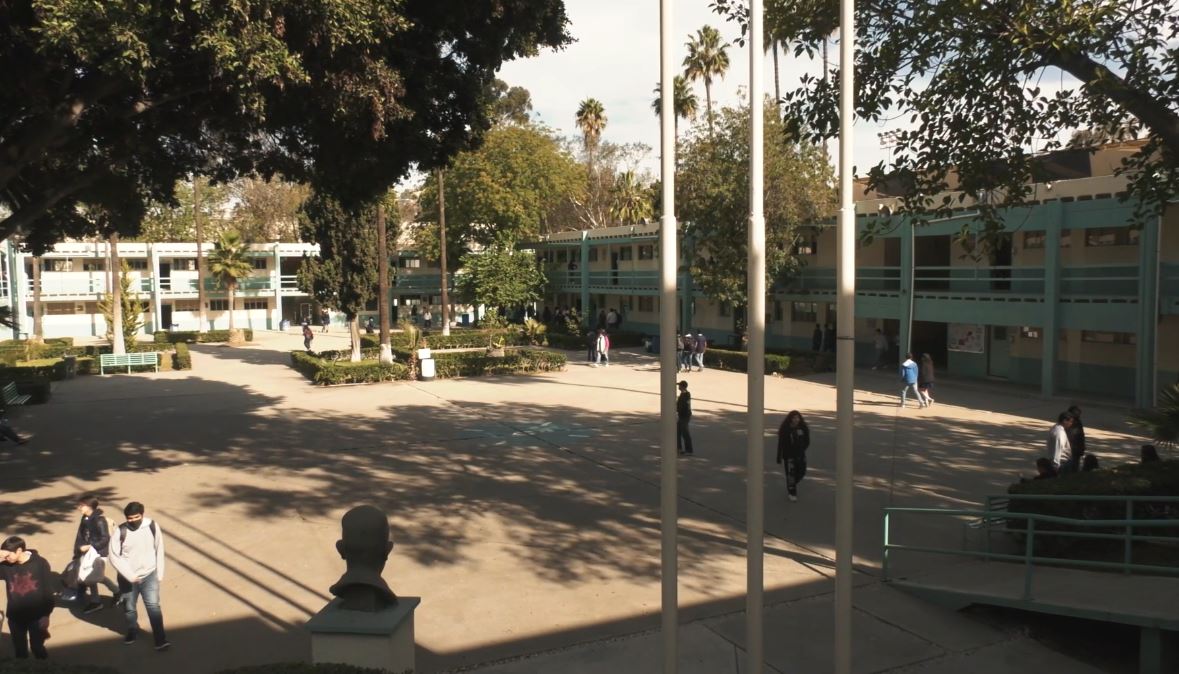 Estudiantes inconformes con el uso de los recursos de la Preparatoria ...